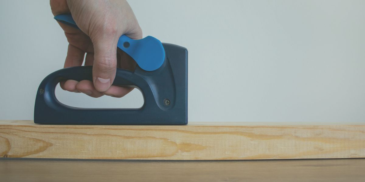 How to Use a Manual Hand Tacker: A Beginner's Guide — HI-SPEC® Tools ...